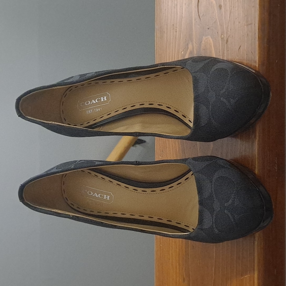 Coach Signature Canvas Pumps - Gem